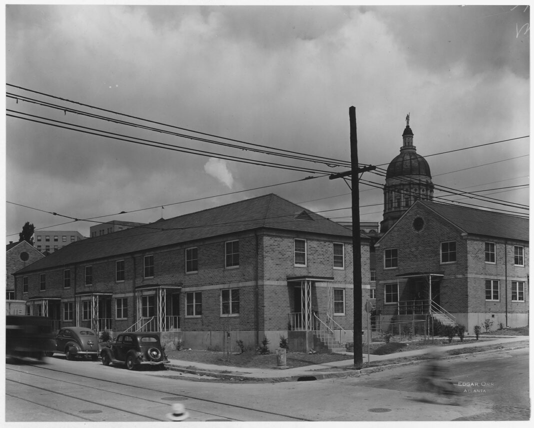 Public Housing: Who Benefits? In The US, Even the Residents Are ...